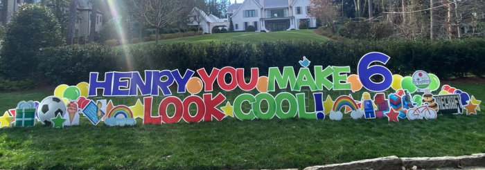 Yard Greetings - Delivering Smiles to Your Yard! - Sign Greeters